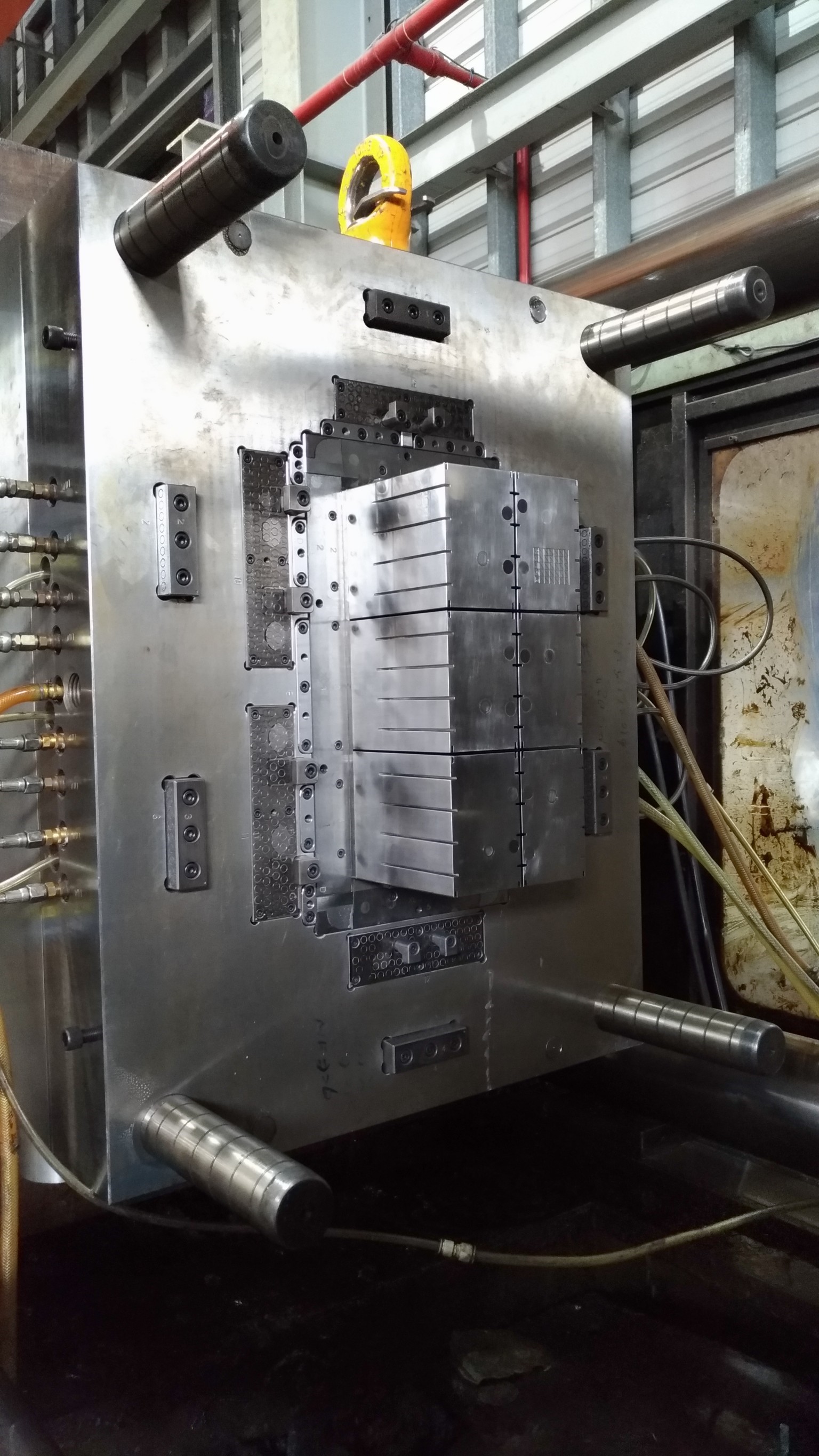 Car Battery Box Mold